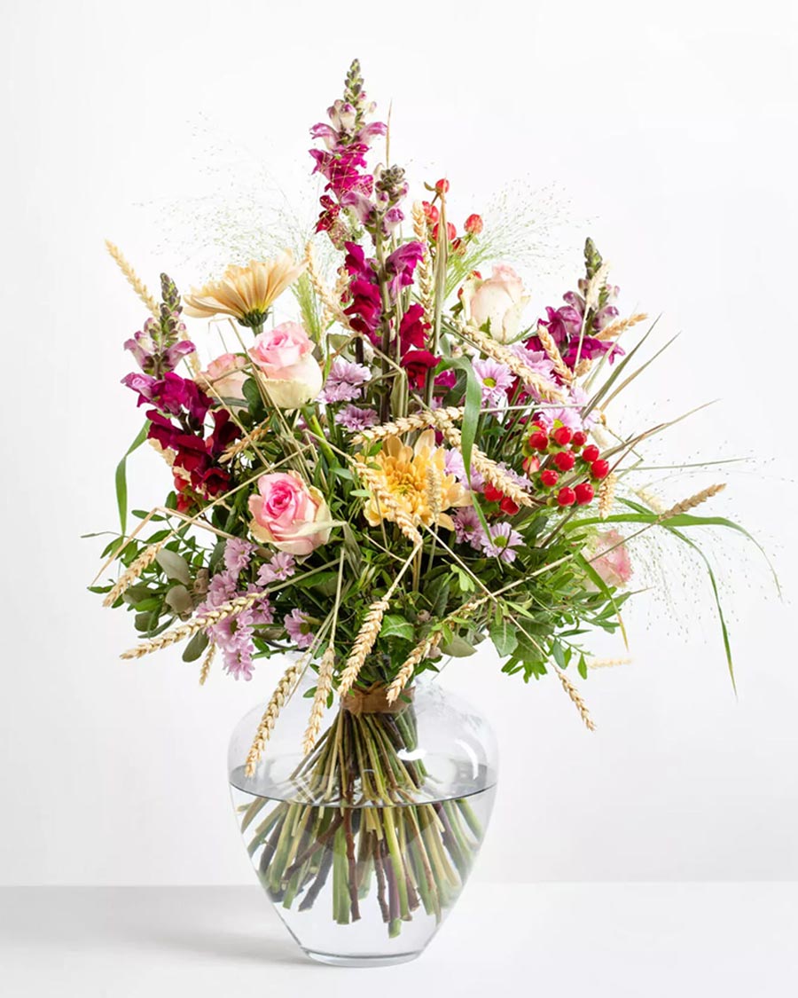 Midsummer's fairy tale | Mixed bouquets | Interflora Latvia. Flower ...