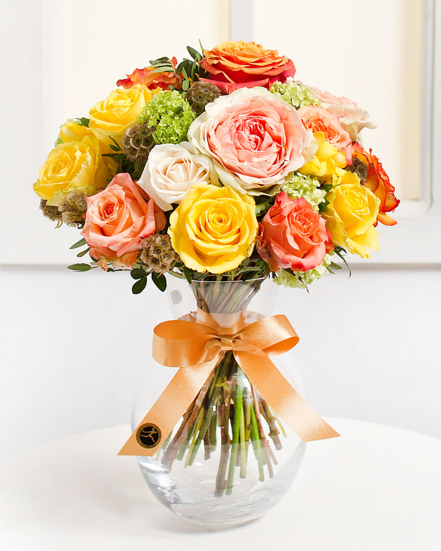 Skaists rožu pušķis | Rozes | Interflora Latvia. Ziedu sūtīšana