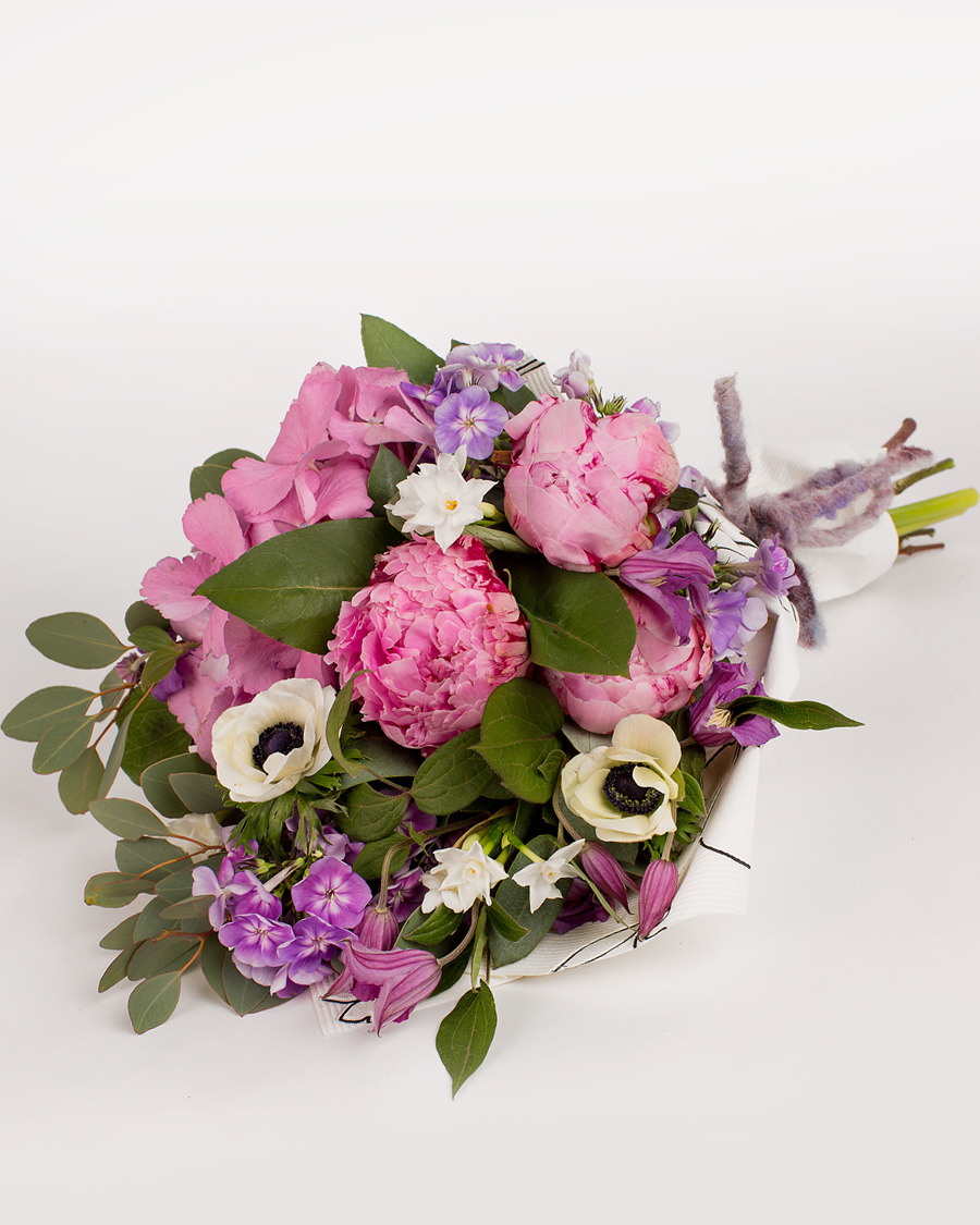 Sweet dream – small posy | Posy | Interflora Latvia. Flower Delivery